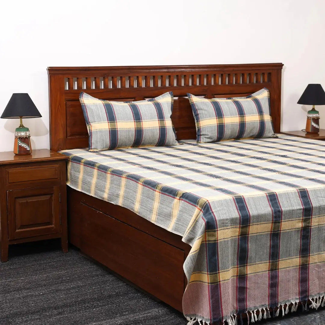 Gwalior Handlooms – Buy Handmade Traditional Textiles & Fabrics Online