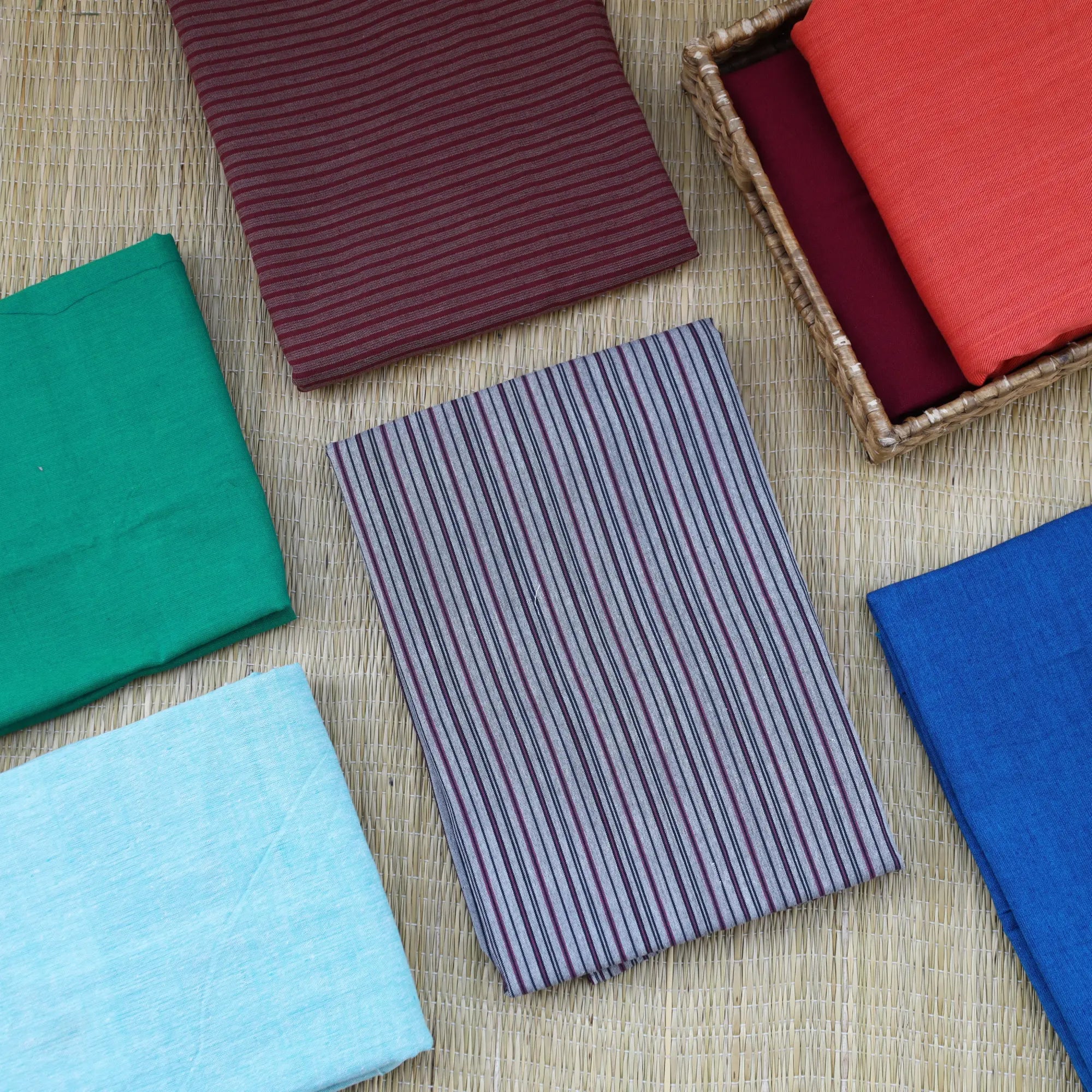 Handloom Fabrics - Indian Handloom Fabric Online | iTokri