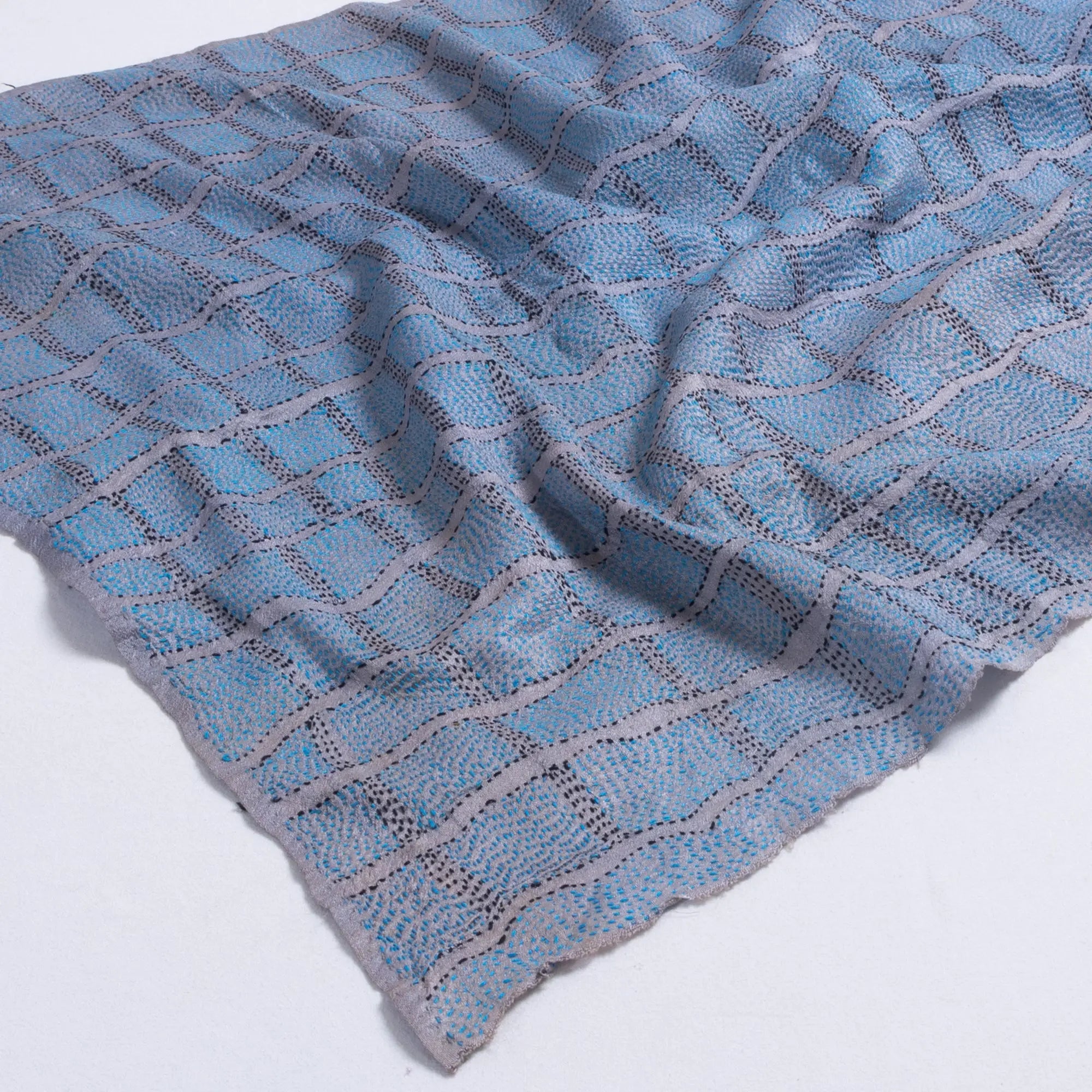 Shop Elegant Sujani Embroidery Stoles Online | iTokri