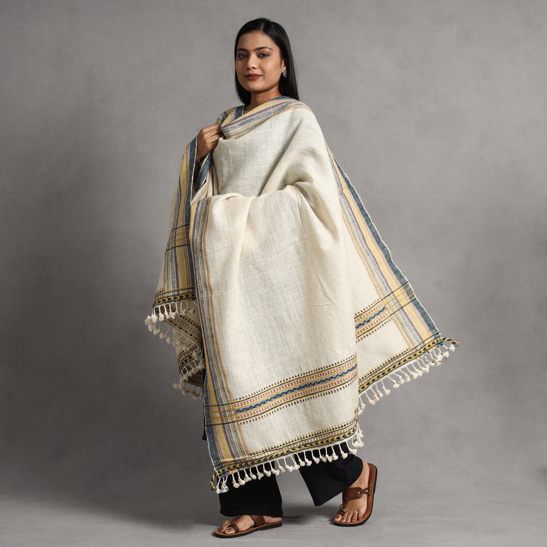 Shawls Online (ऊनी शॉल) - Handmade Shawls, Pure Wool Embroidered Shawl ...