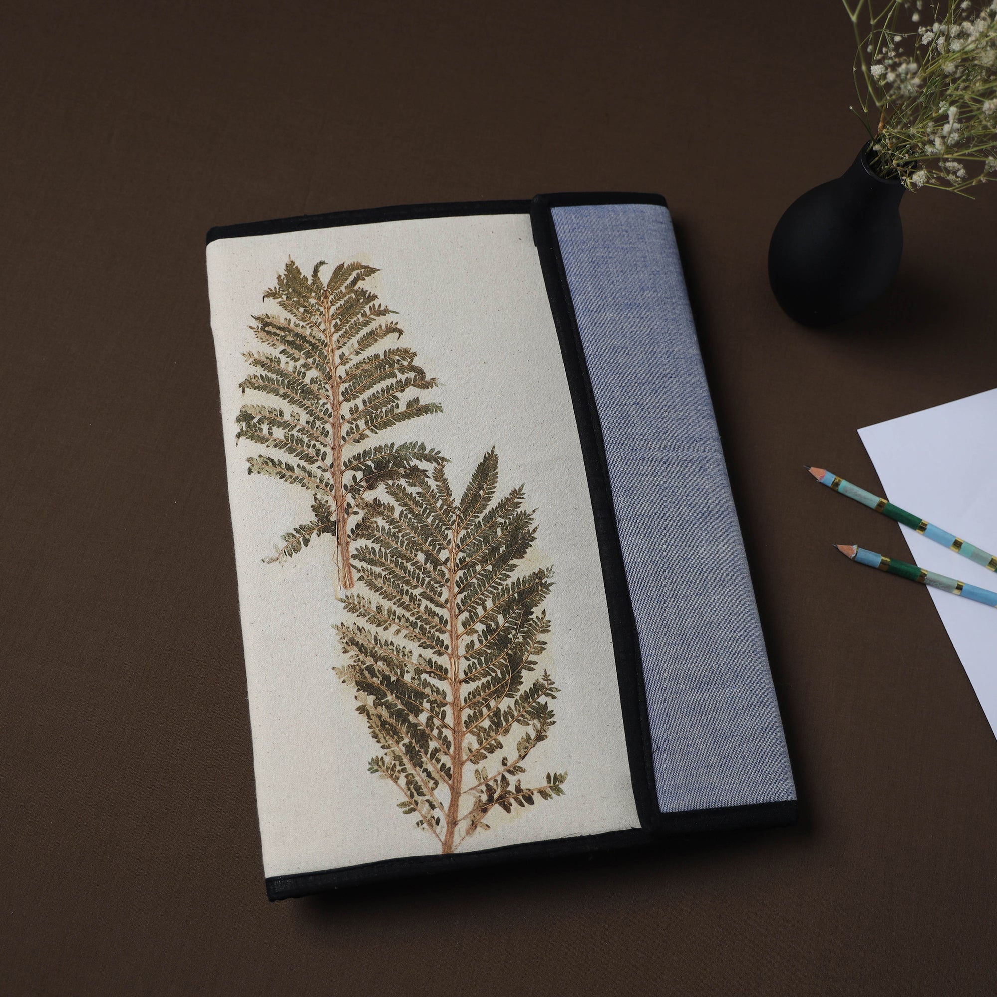 White Natural Leaf Art Work Fabric File Folder – iTokri आई.टोकरी