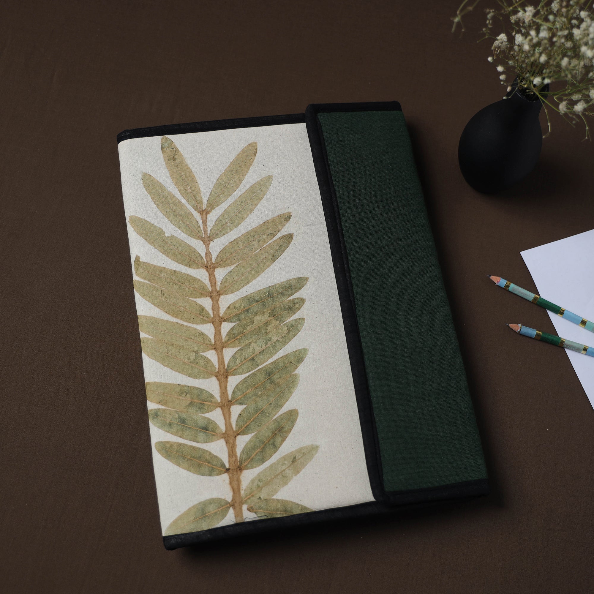 White Natural Leaf Art Work Fabric File Folder – iTokri आई.टोकरी