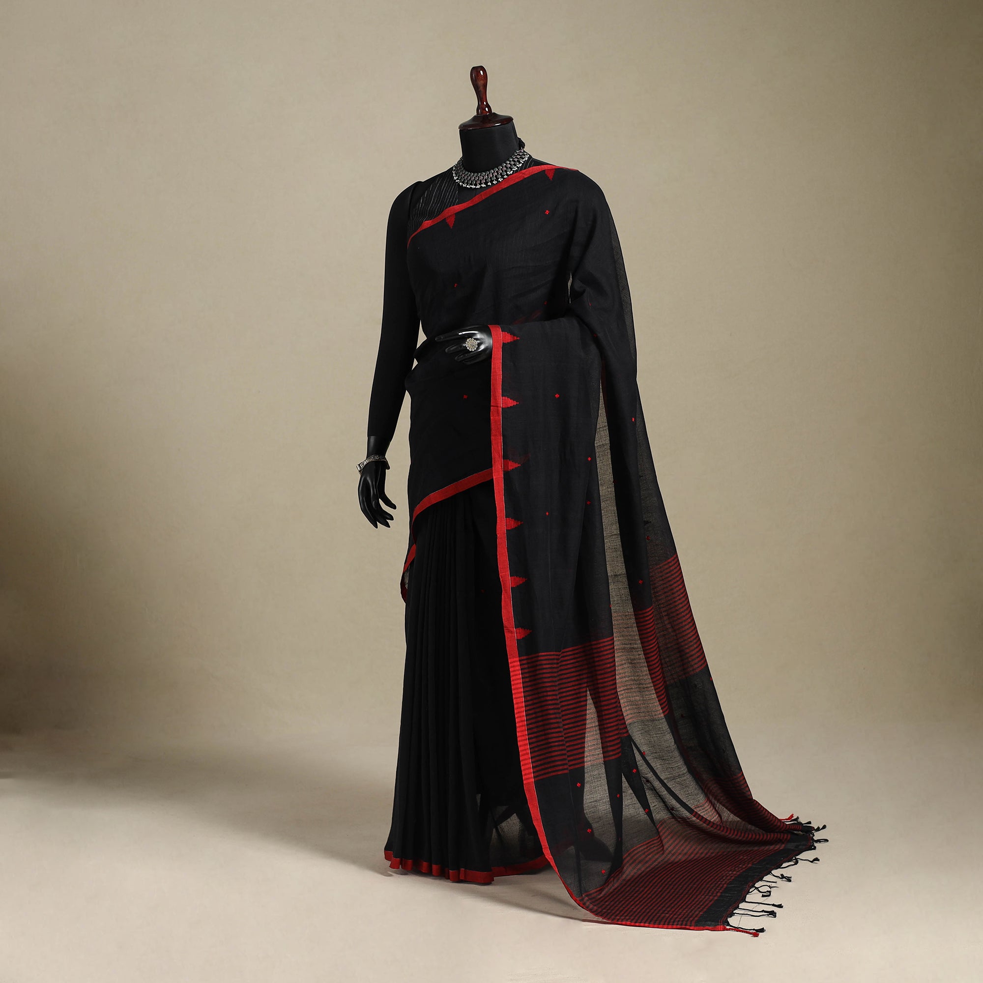 Black Handloom Cotton Phulia Jamdani Saree
