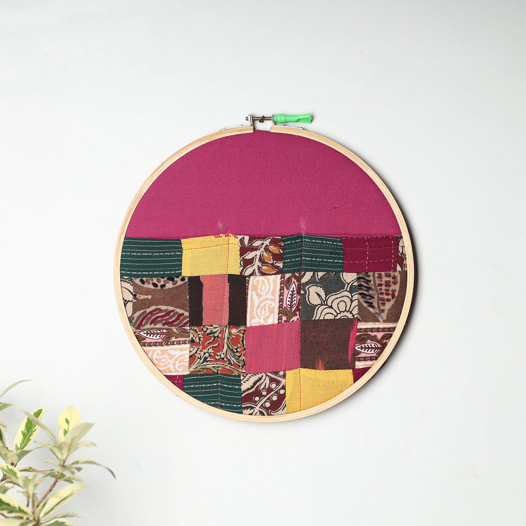 Embroidery Hoop Wall Decor (Large) 20 – iTokri आई.टोकरी