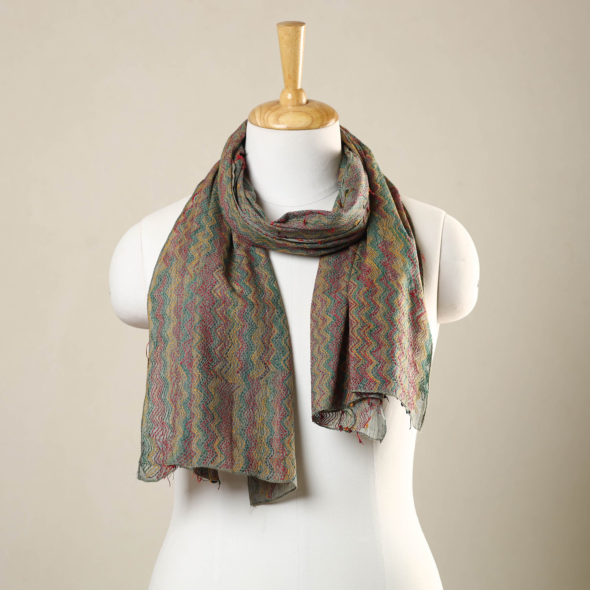 Buy Bengal Kantha Hand Embroidery Mul Cotton Handloom Stole 03 Online ...