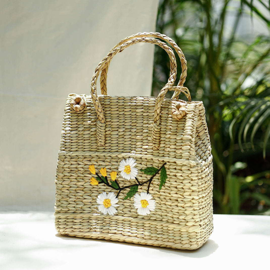 Manipuri Weave - Buy Manipuri Handloom Products Online In India ...