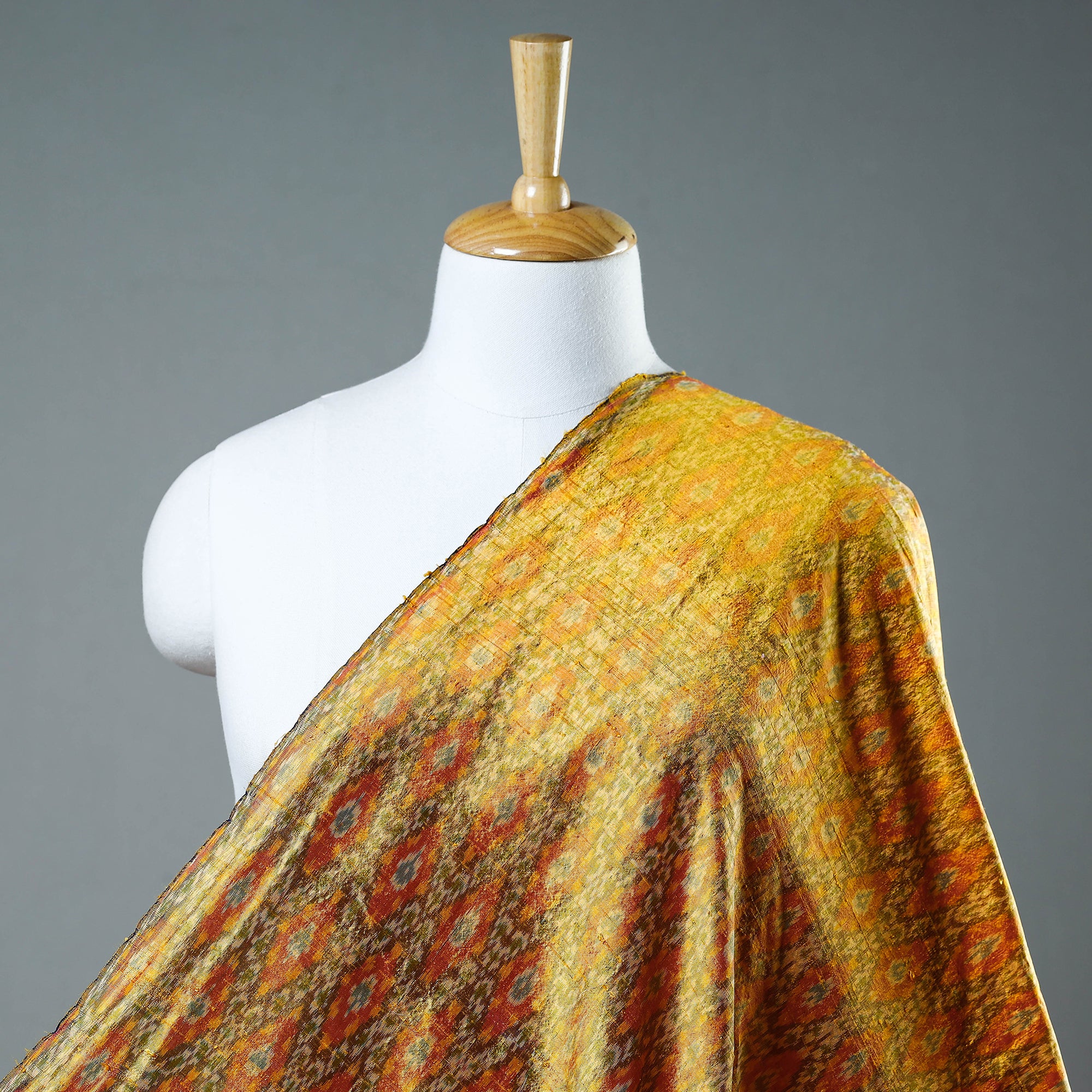 Buy Puttapaka Ikat Weave Handloom Pure Raw Silk Fabric Online at iTokri ...