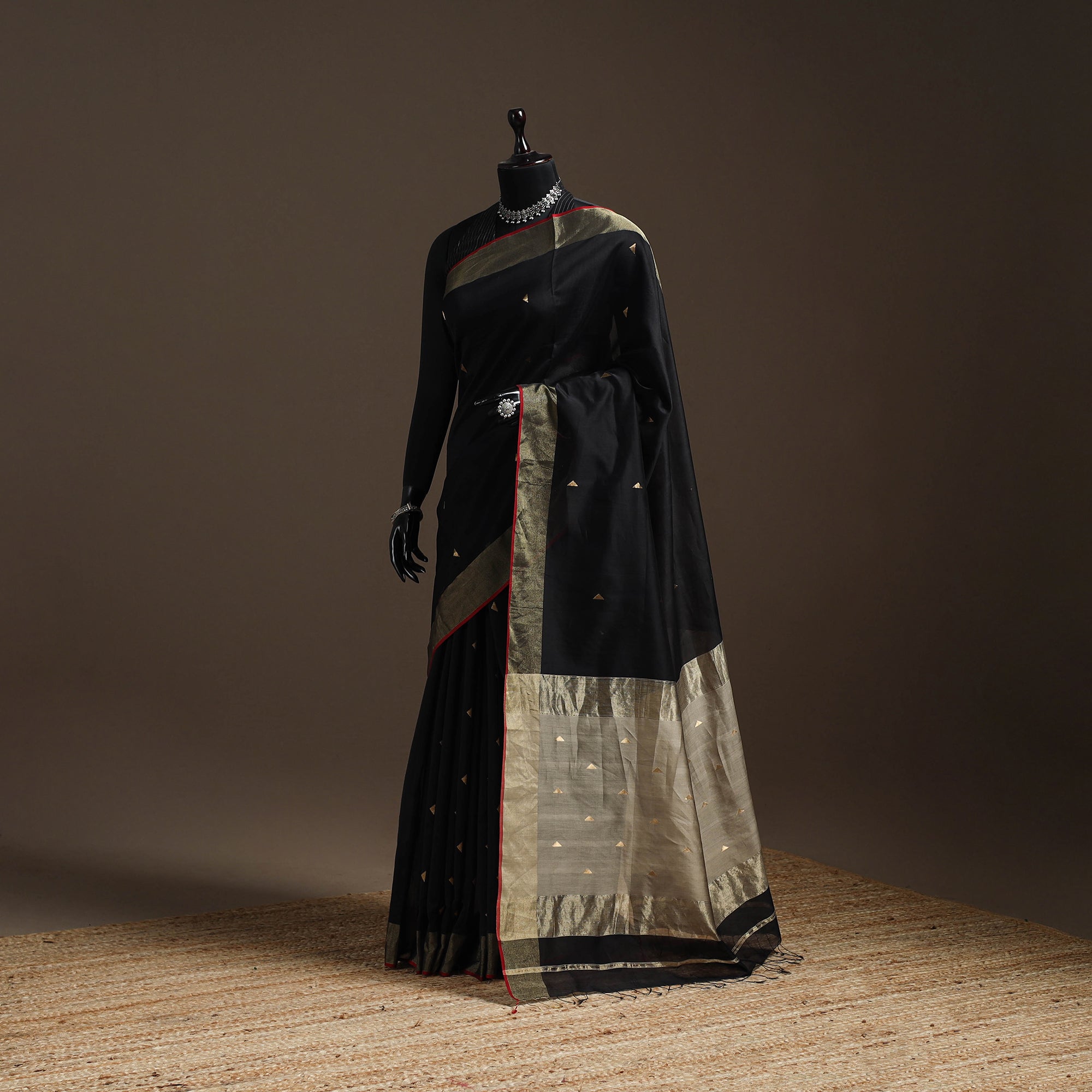 Black Handloom Buti Maheshwari Saree with Zari Border