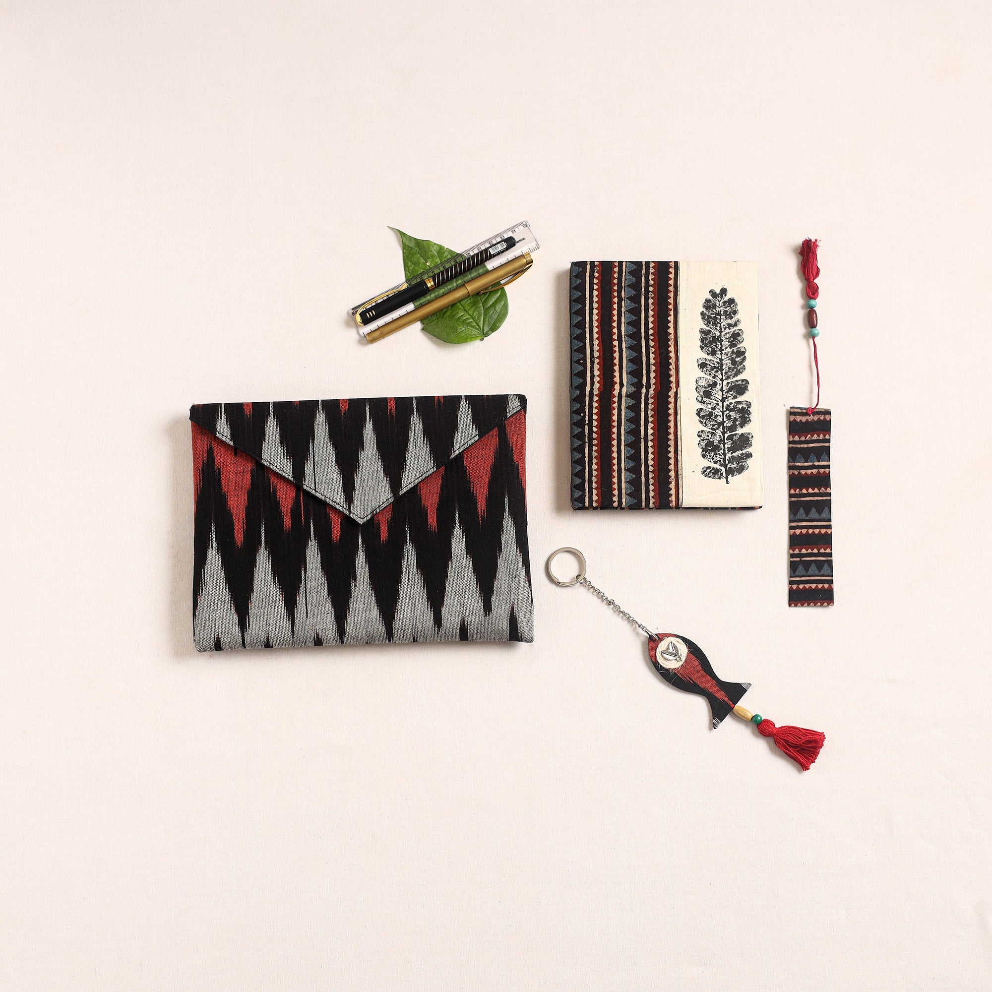 Handmade Gift Set with Eco Leaf Print