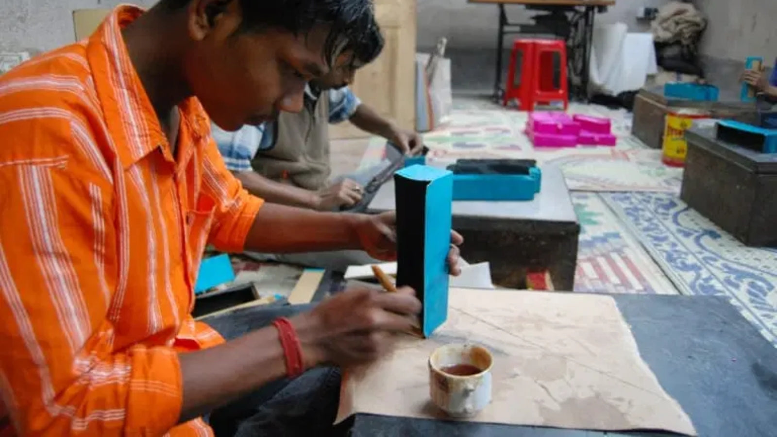 Buy Kashmir Leather Craft Products Online l iTokri