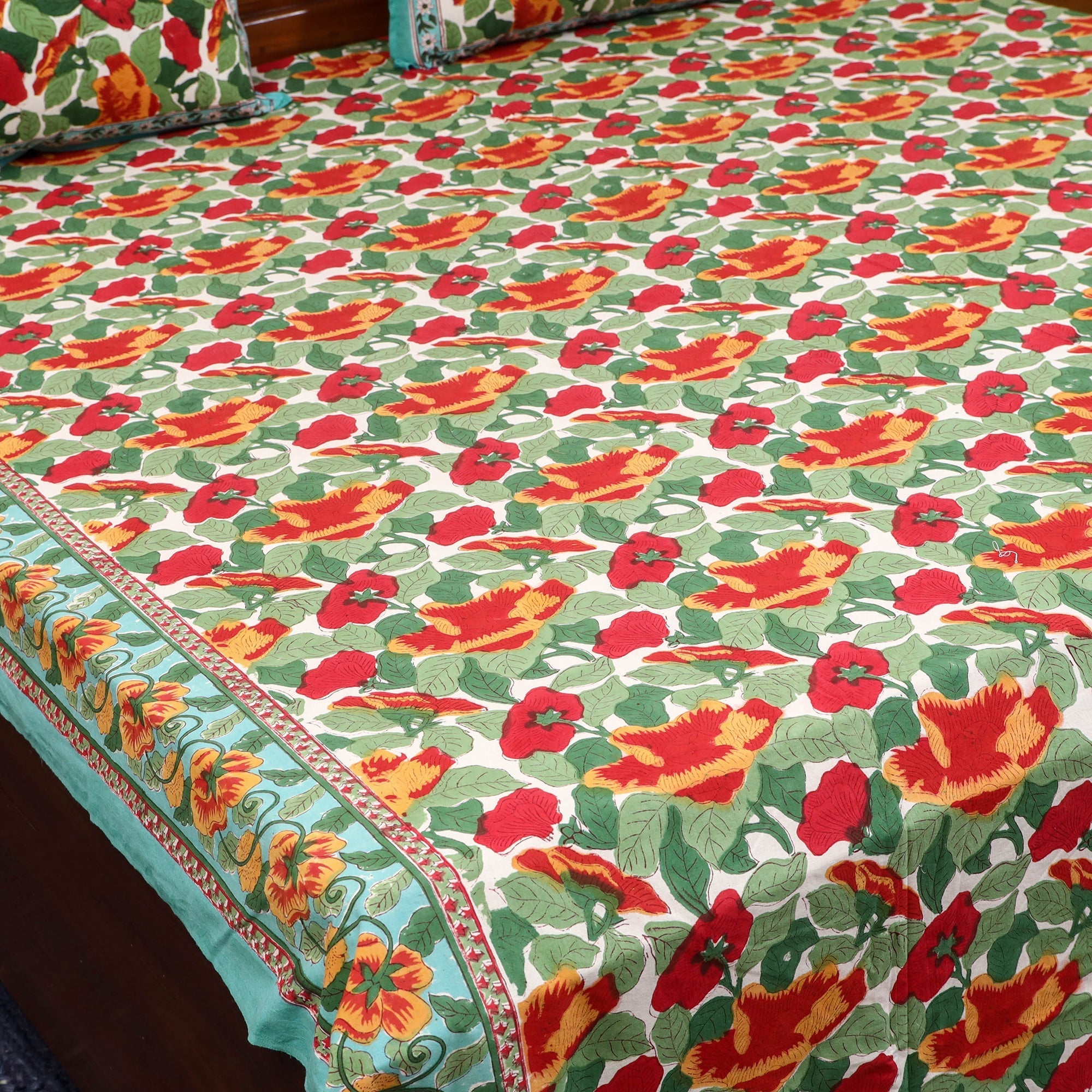 Multicolor Block Print Cotton Double Sanganeri Bed Sheet Set