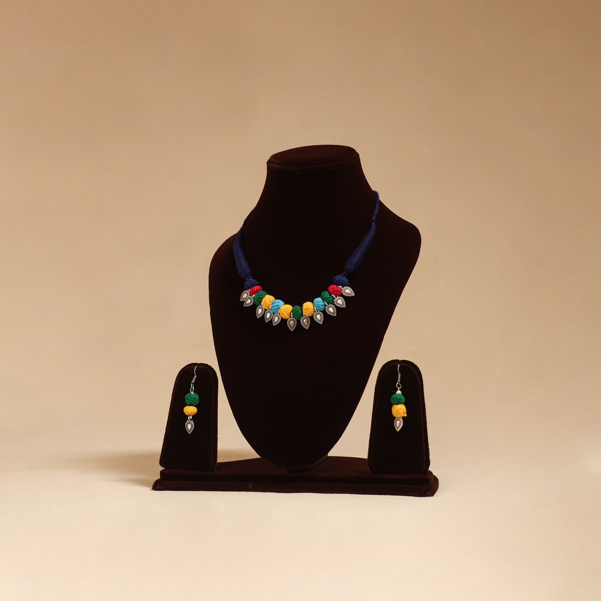 Multicolor German Silver Thread Beads Necklace Set