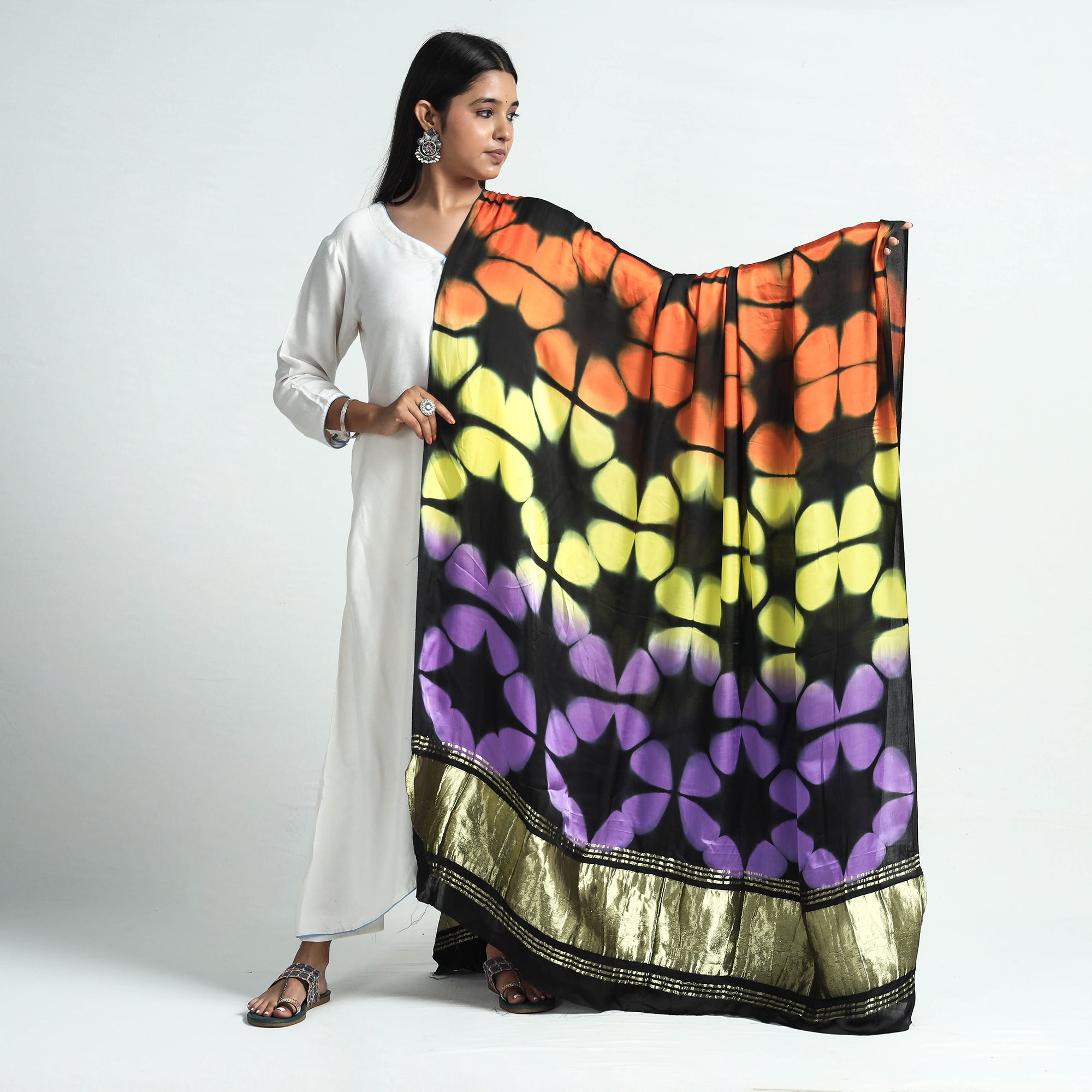Shibori Clamp Dyed Modal Silk Dupatta with Zari Border