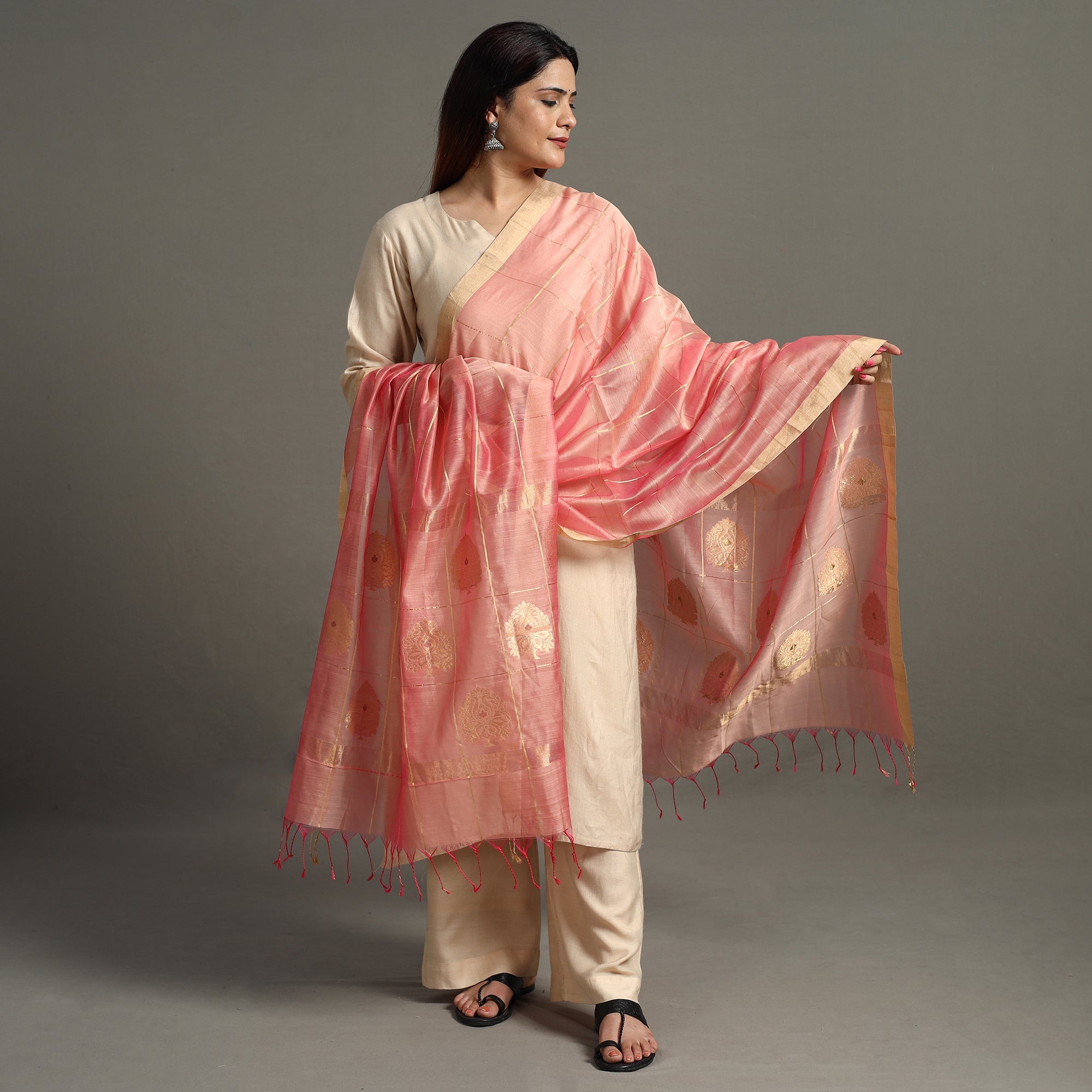 Traditional Chanderi Silk Handloom Zari Buti Dupatta with Tassels 38