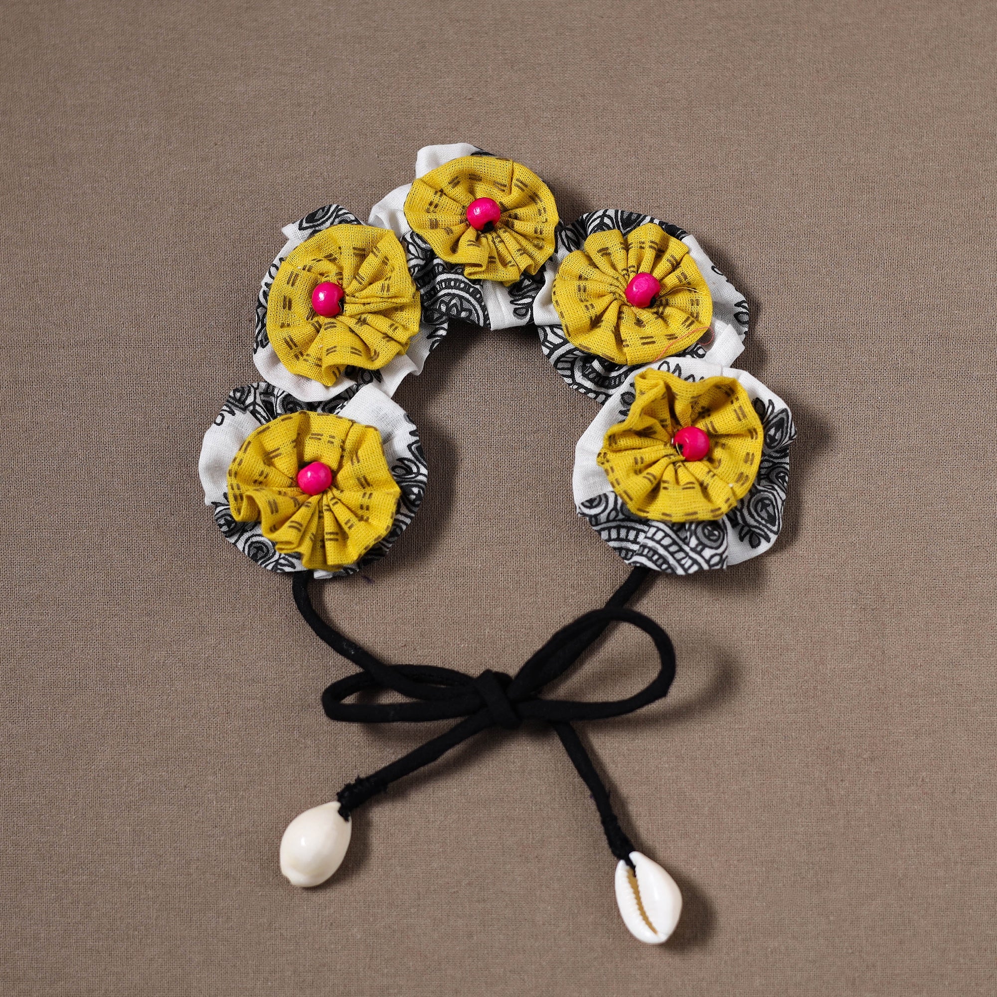 Traditional Handmade Fabart Mogra Gajra